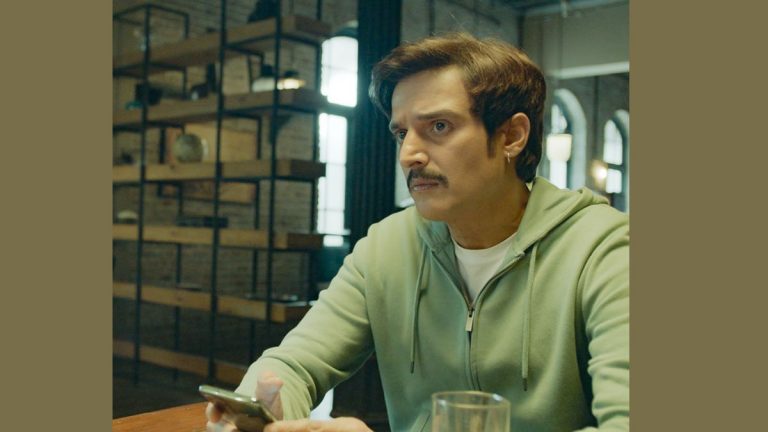 Jimmy Shergill back in an all-new avatar with Aazam directed by Shravan ...